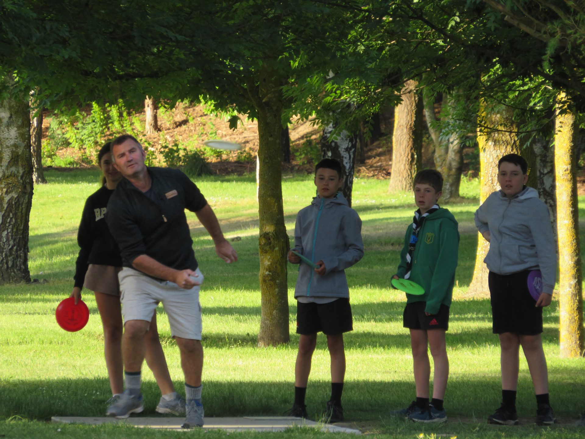 Scouts give disc golf a spin | ashburtoncourier.co.nz
